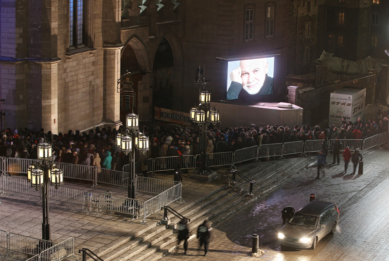 Así Fue El Funeral Del Esposo De Céline Dion Fotos La Romántica 88